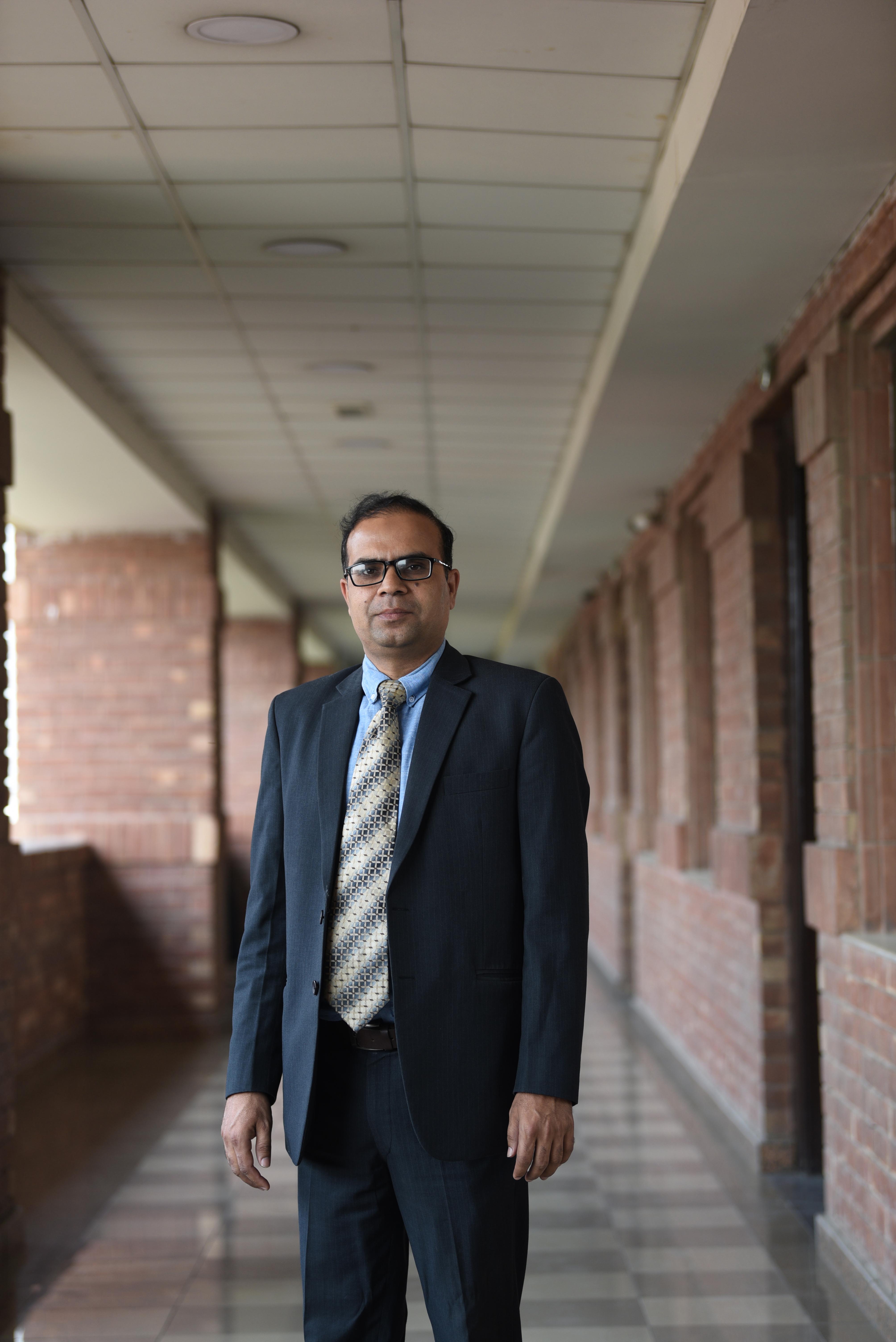 Dr. Shafiq (EPS) - University of Central Punjab